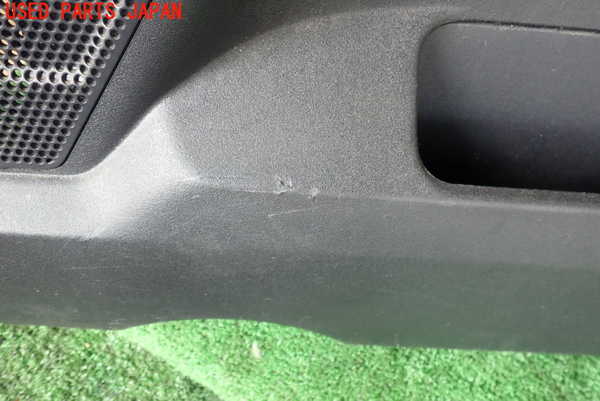 5UPJ-78901234]パジェロ(V98W)右前ドア内張り 中古 の商品画像