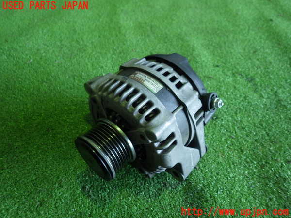 1UPJ-85806015]ハイエースバン200系(KDH206V)オルタネーター(ダイナモ) 中古 の商品画像