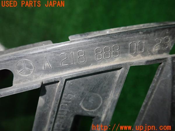 ベンツ CLS350 AMGスポーツ(218359)純正 フロントグリル インナーカバー A2188880023 中古 の商品画像｜自動車純正 ...